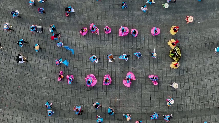 From above: Mexico’s Día de los Muertos in full color