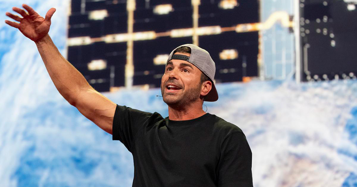 Mark Rober launches free Class CrunchLabs STEM curriculum for teachers