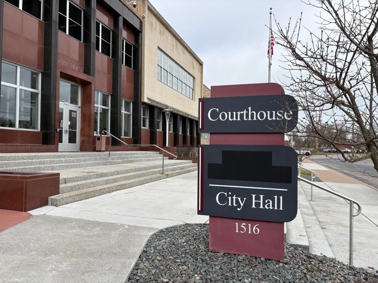 Plover home invasion trial ends early, jury convicts on nine counts