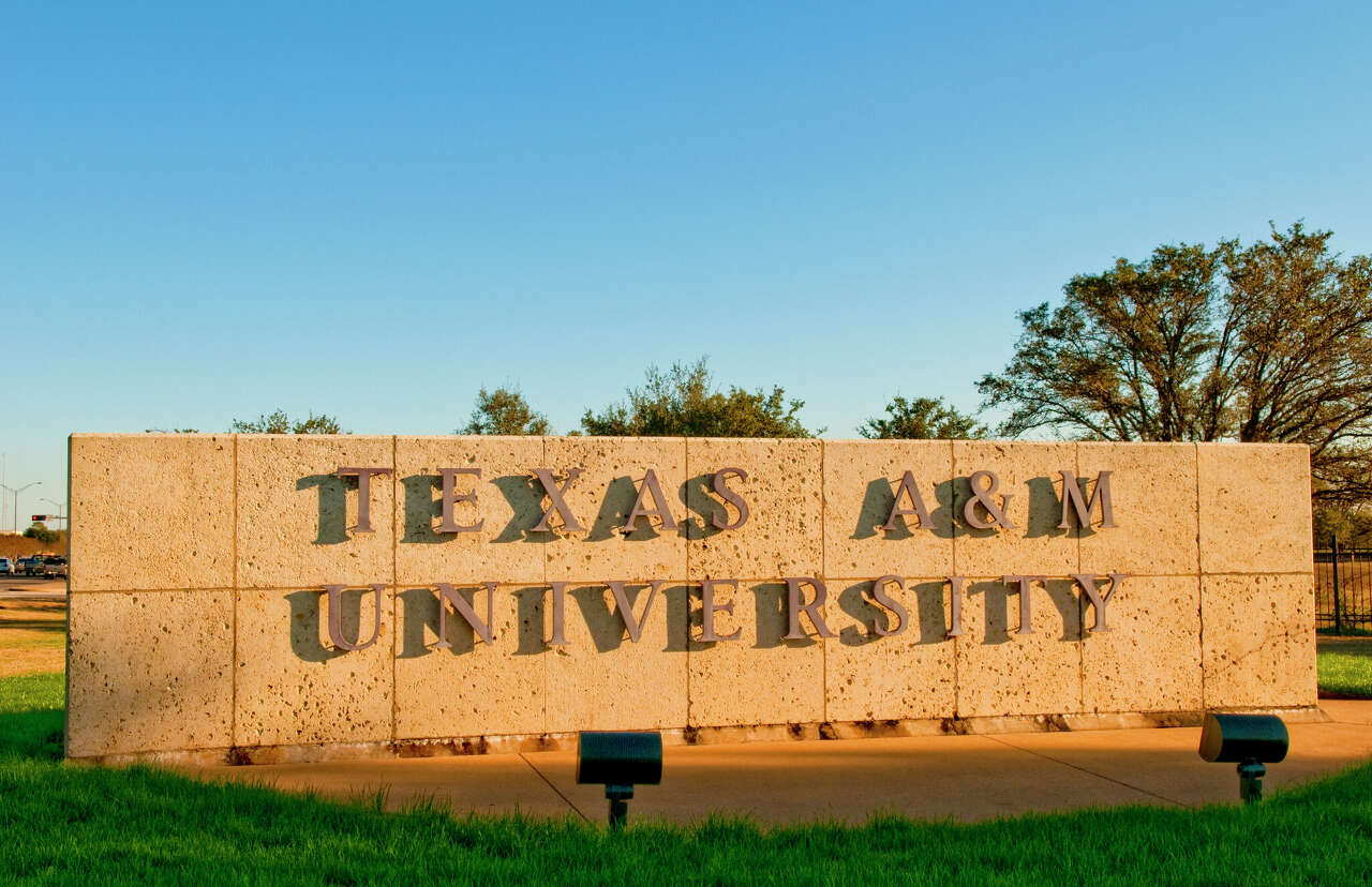 Texas A&M acceptance rate drops to record low 44%
