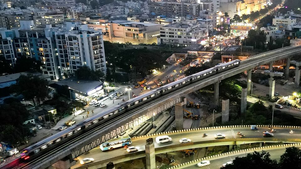 Why move from Gurugram to Bengaluru? Viral post triggers debate on jobs ...