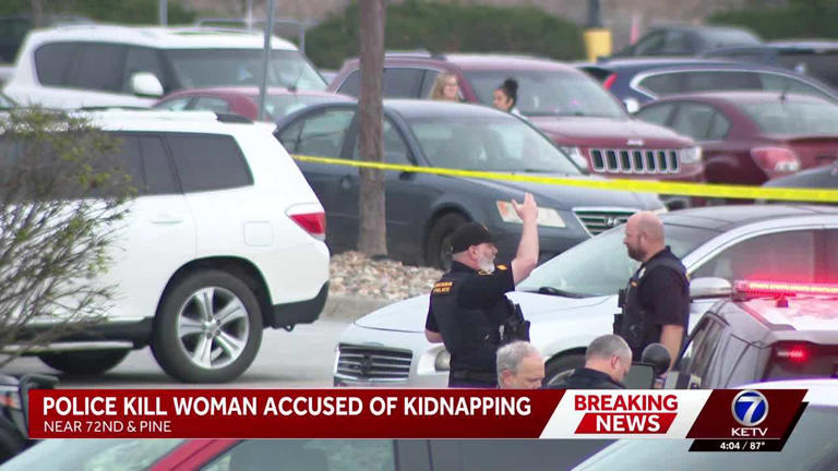 Police kill woman who slashed 3-year-old during kidnapping attempt at ...