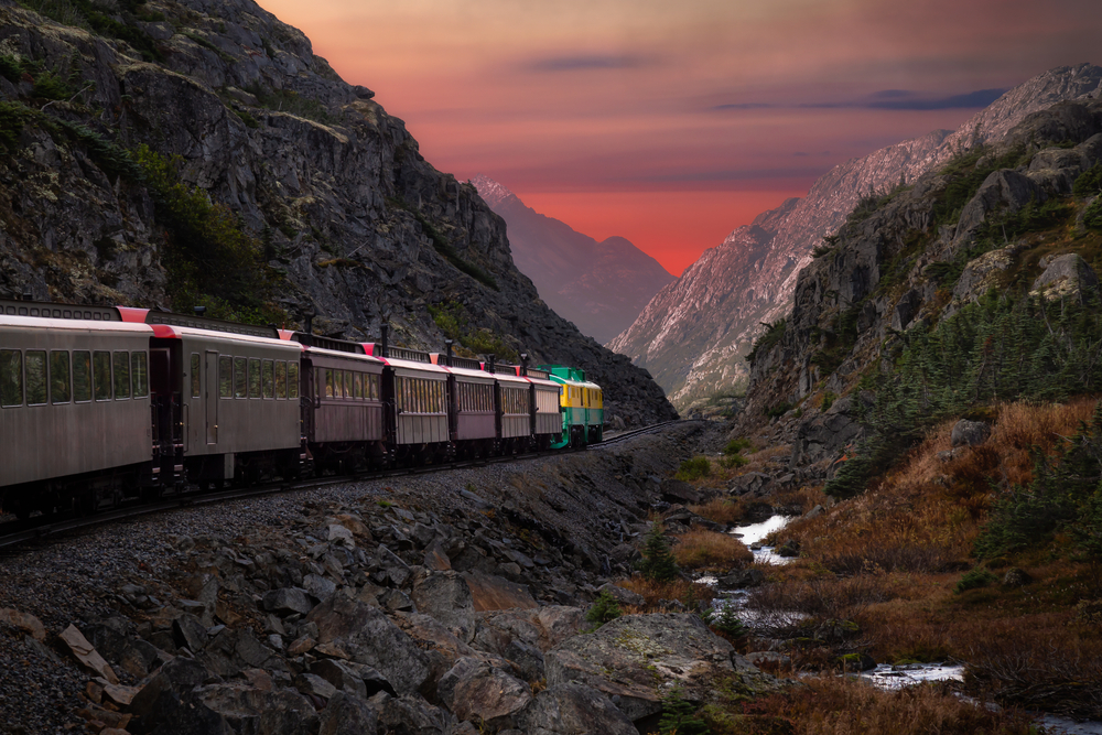 Why tens of thousands of people tried to cross these Alaska mountains ...
