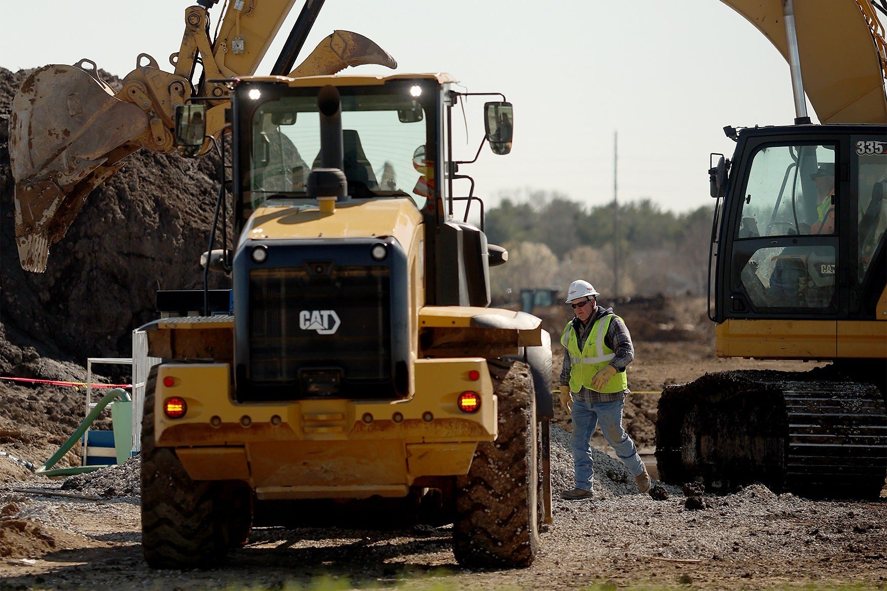 Microchip factory opponents, supporters argue over case dismissal