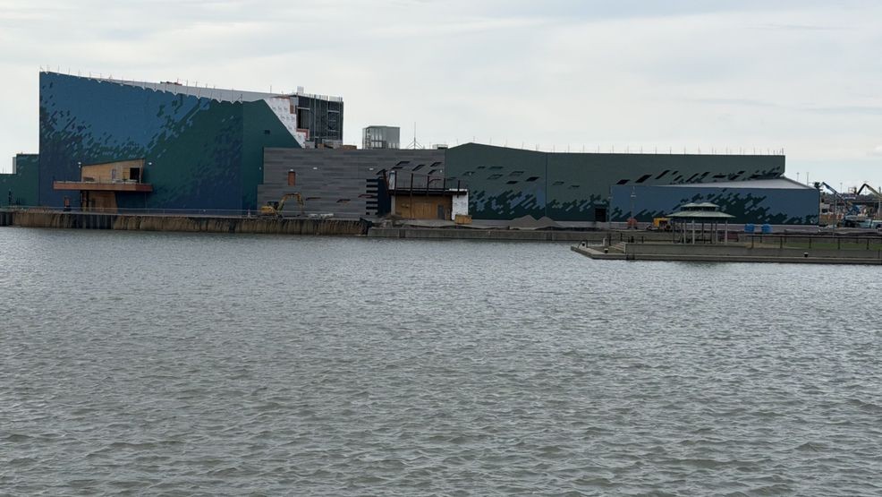 Onondaga County lawmakers pass bill letting legislators see aquarium ...