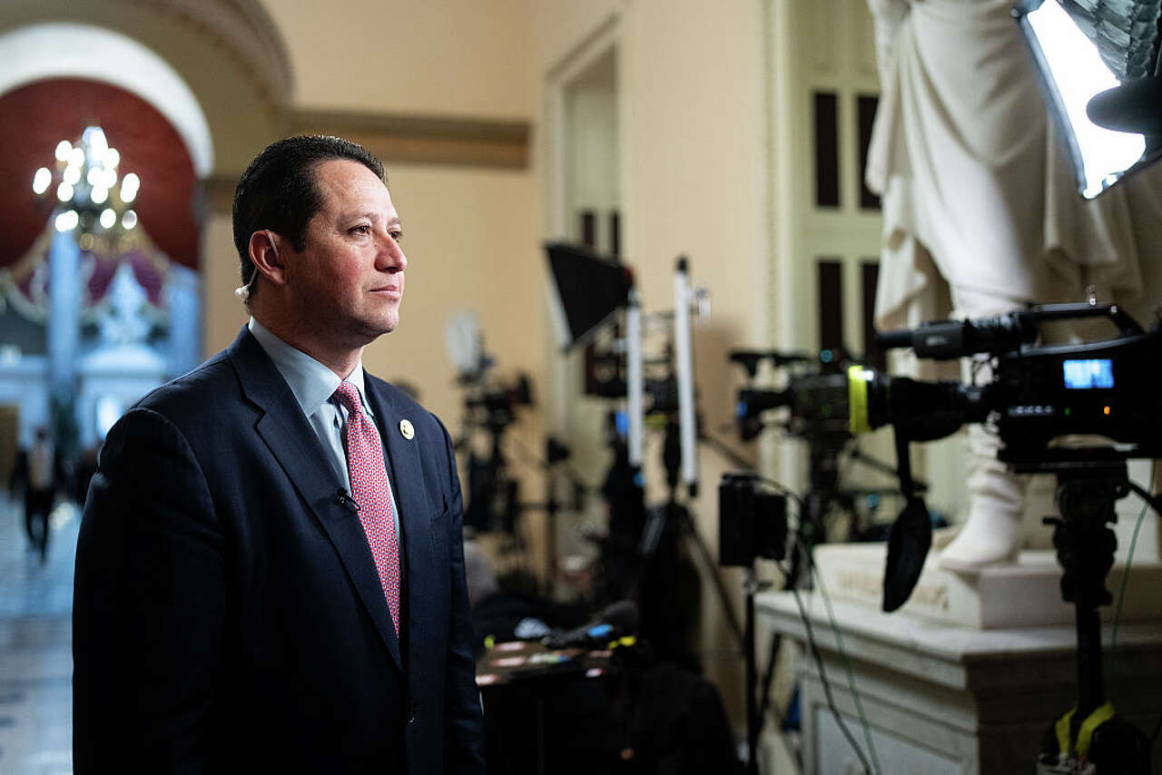 Texas lawmaker exits in scandal fallout. Will Abbott rush to fill the ...