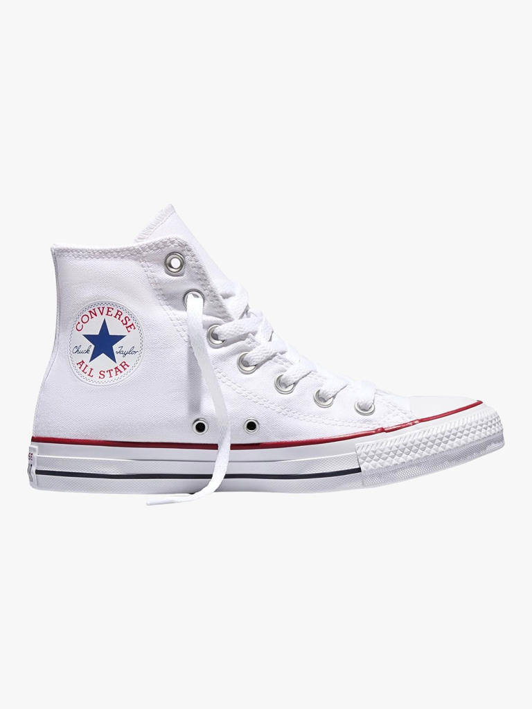 The best men's canvas sneakers are your no-brainer spring shoes