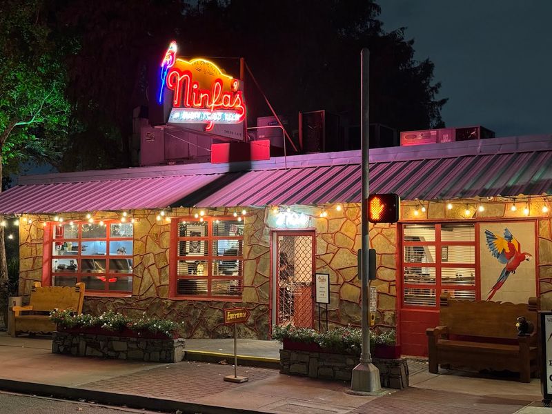 11 authentic Texas restaurants that aren’t tourist traps and locals ...