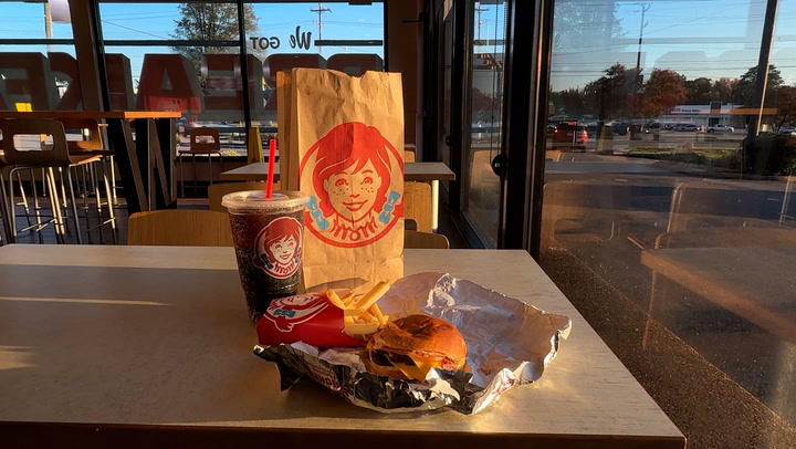 Chain restaurants are closing hundreds of locations across the US in ...