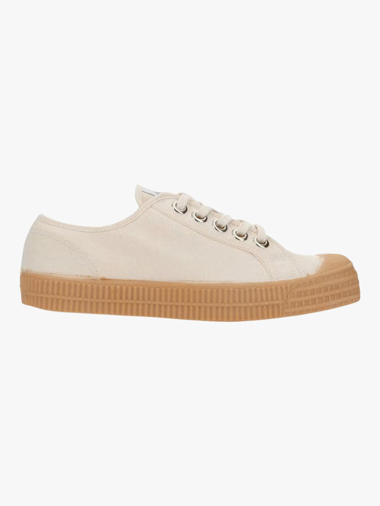 The best men's canvas sneakers are your no-brainer spring shoes