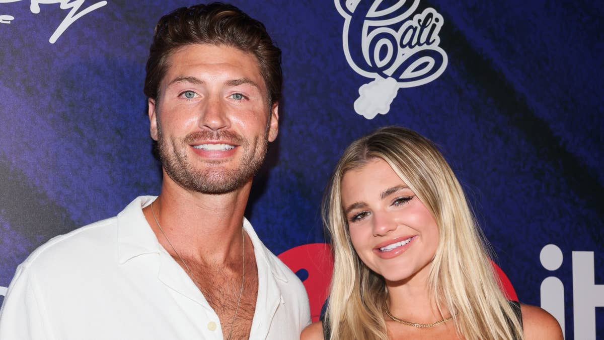 'Age of attraction': Libby says posting Andrew feels 'illegal'