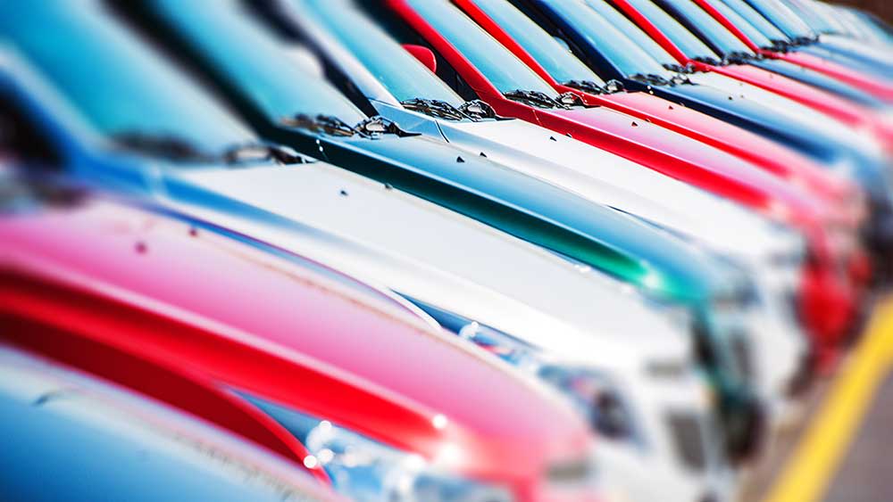 CarMax stock sinks below key level despite earnings beat