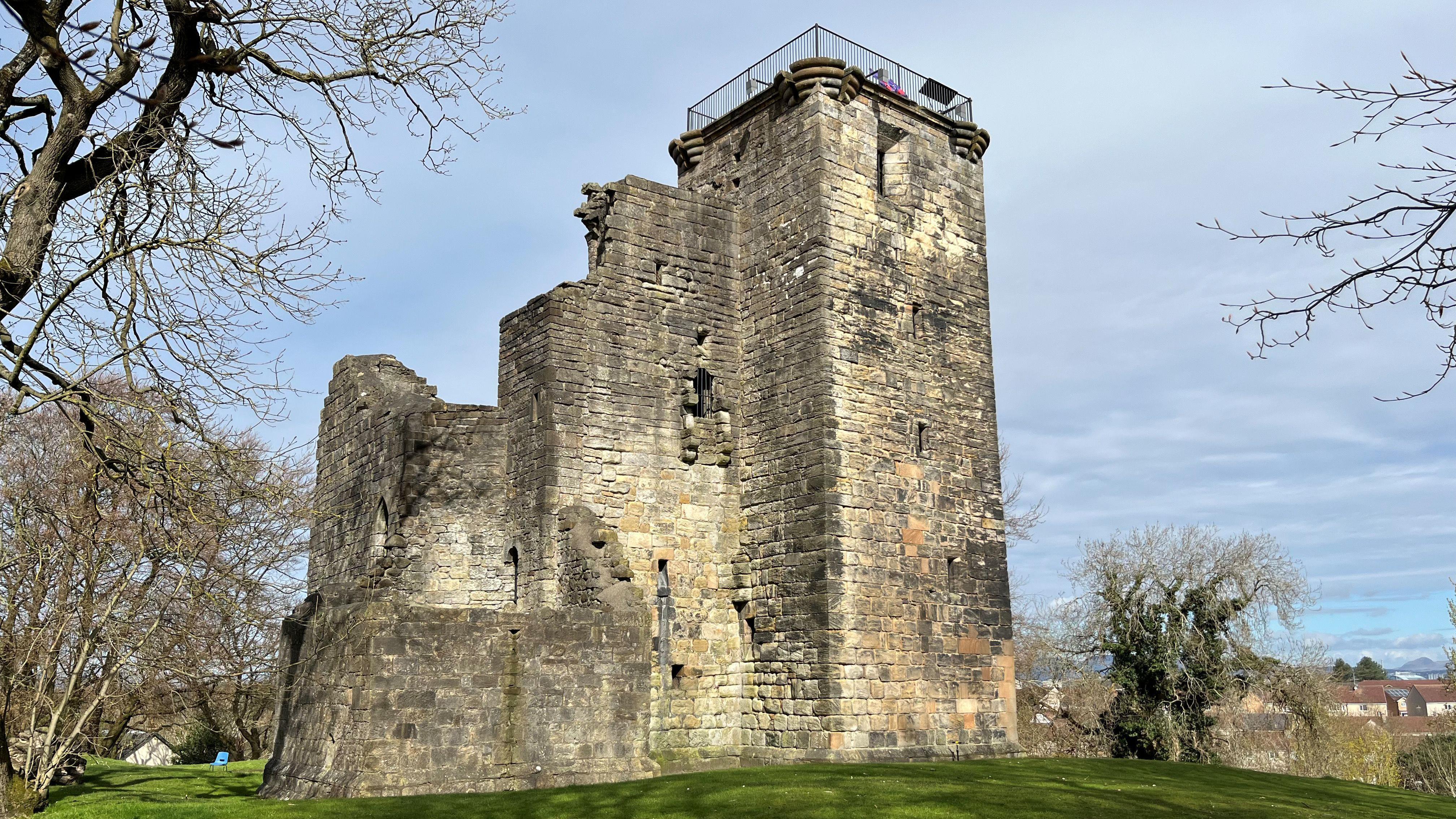 Prehistoric community remains found near Glasgow castle