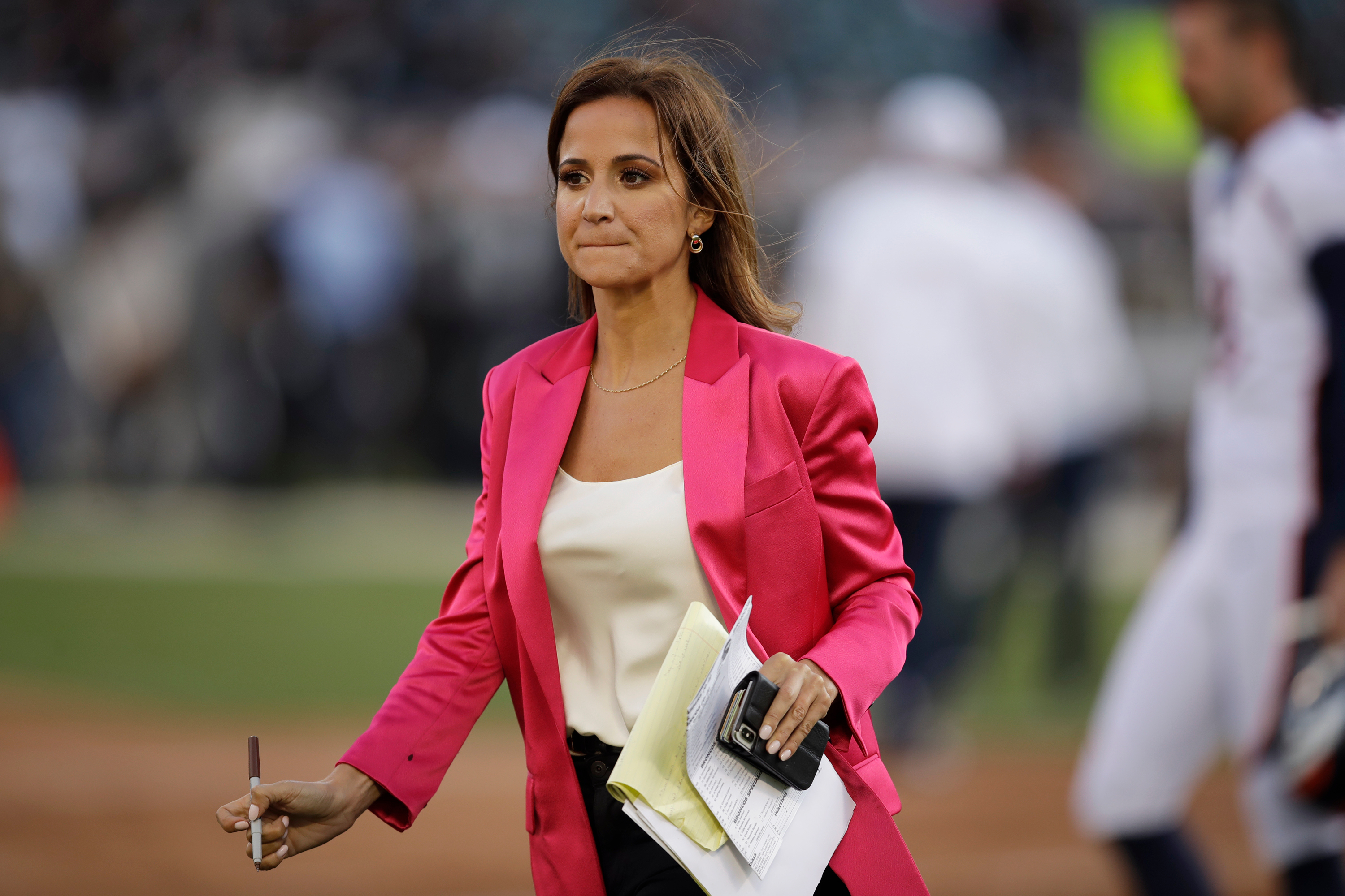 NFL reporter Dianna Russini resigns from The Athletic after photos ...