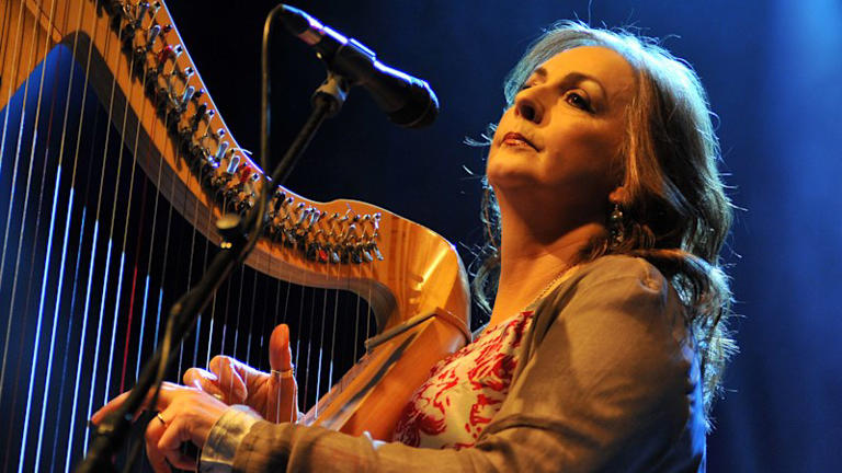 Enya pays tribute to sister Moya Brennan after Celtic music legend dies ...