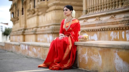 From crepe to tissue: 5 sarees that prove minimal styling can still ...