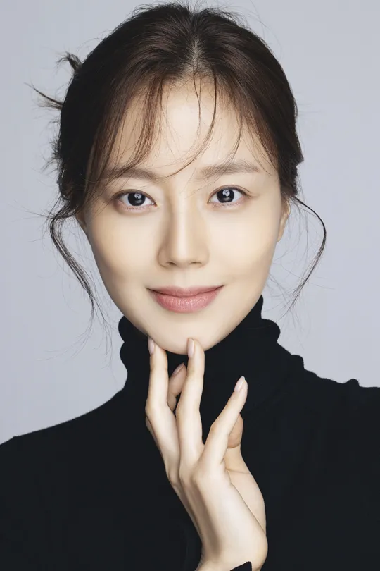 ‘June wedding’ Moon Chae-won, revisiting her past ideal type: “I don’t ...