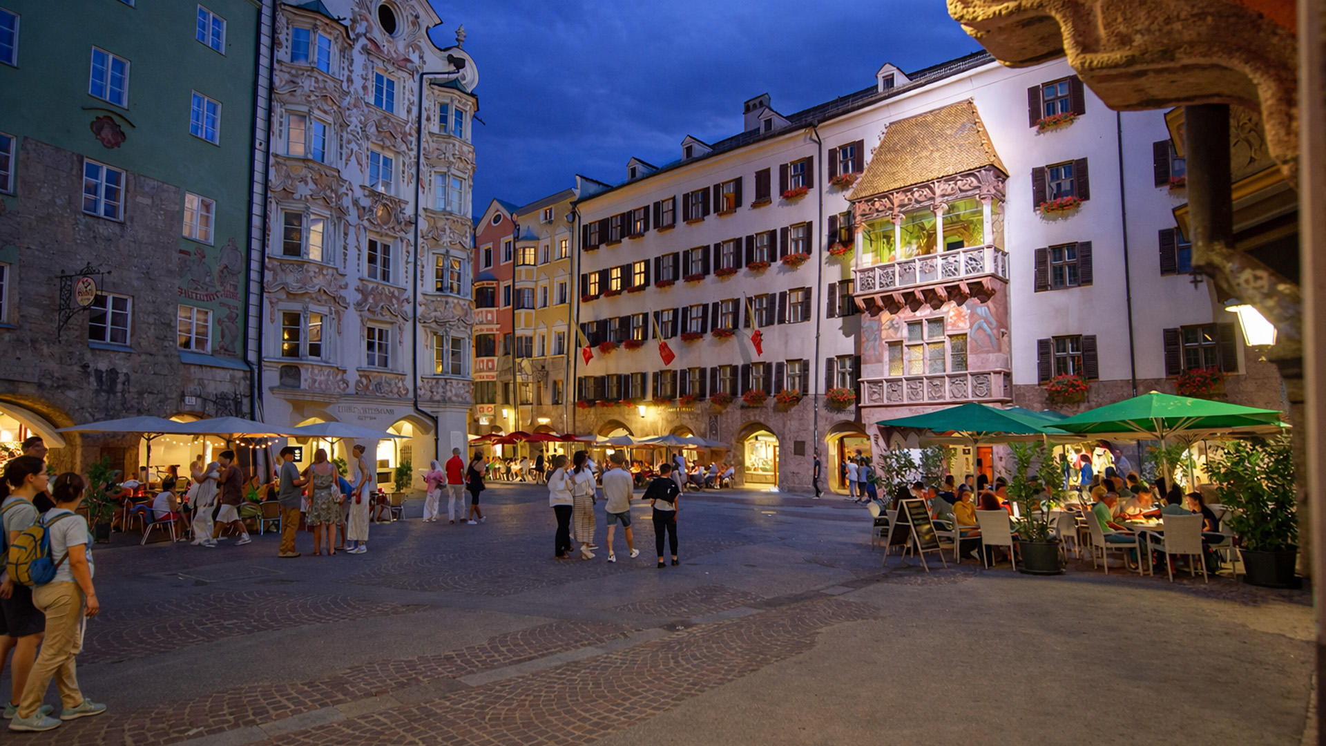 Innsbruck Austria evening walk historic streets (4K)