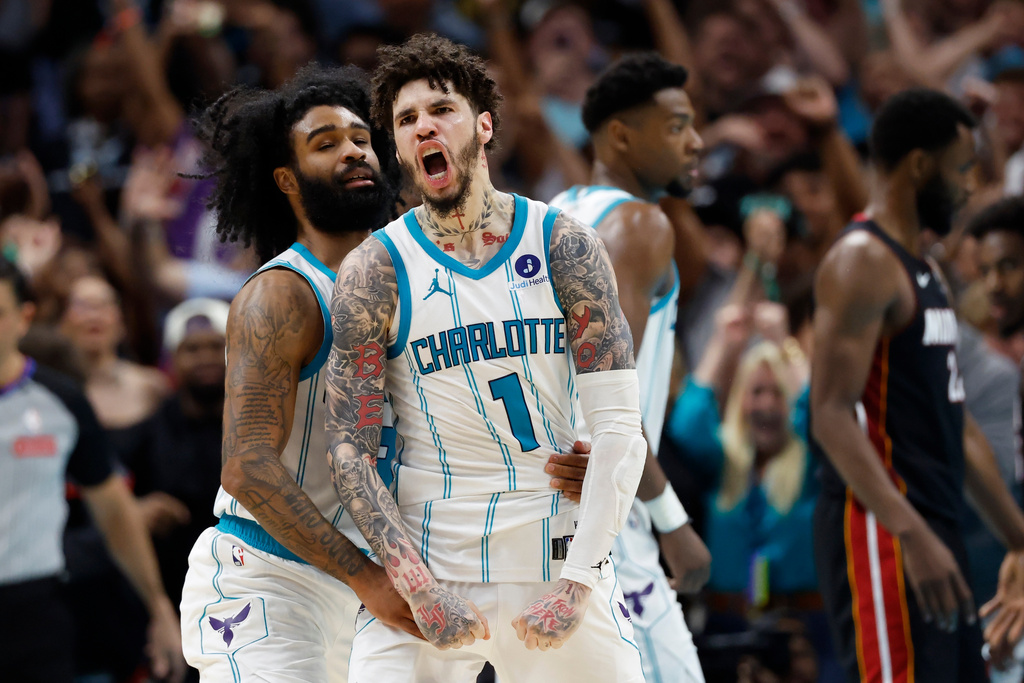 LaMelo Ball's layup, Miles Bridges' block at buzzer give Hornets 127 ...