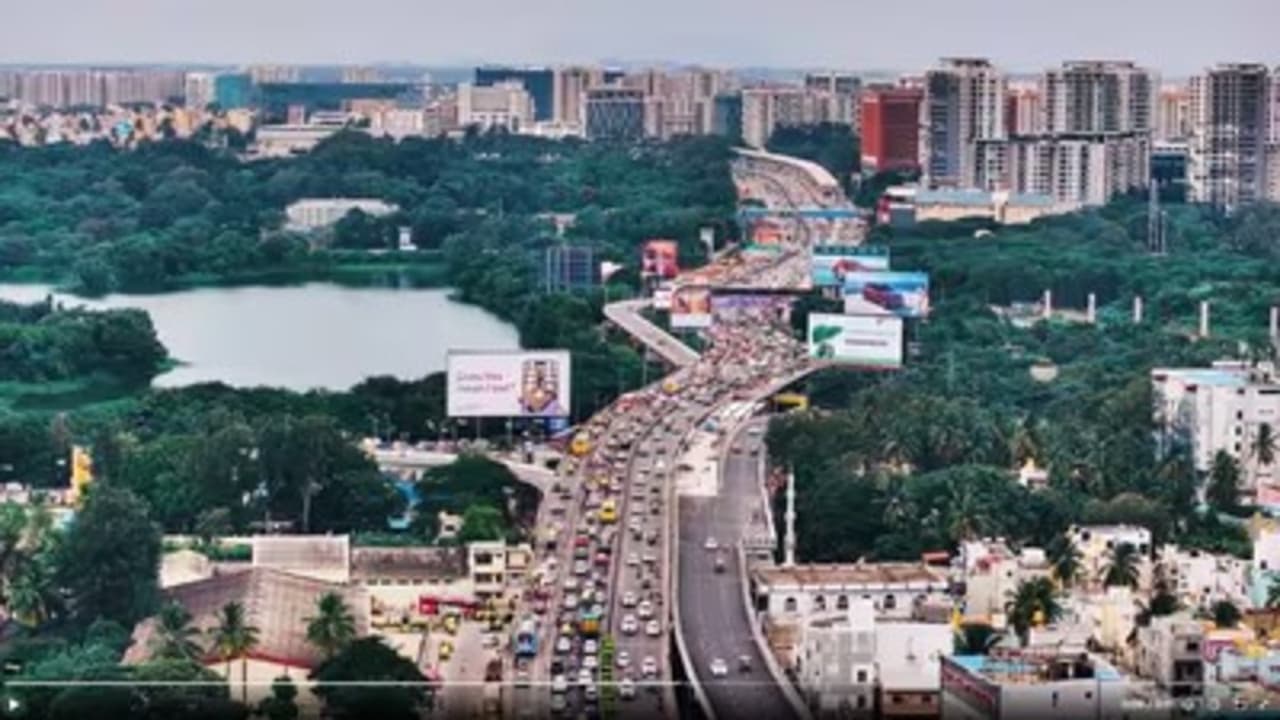 Viral story alert | Bengaluru man leaves Bellandur at 5 PM, still stuck ...