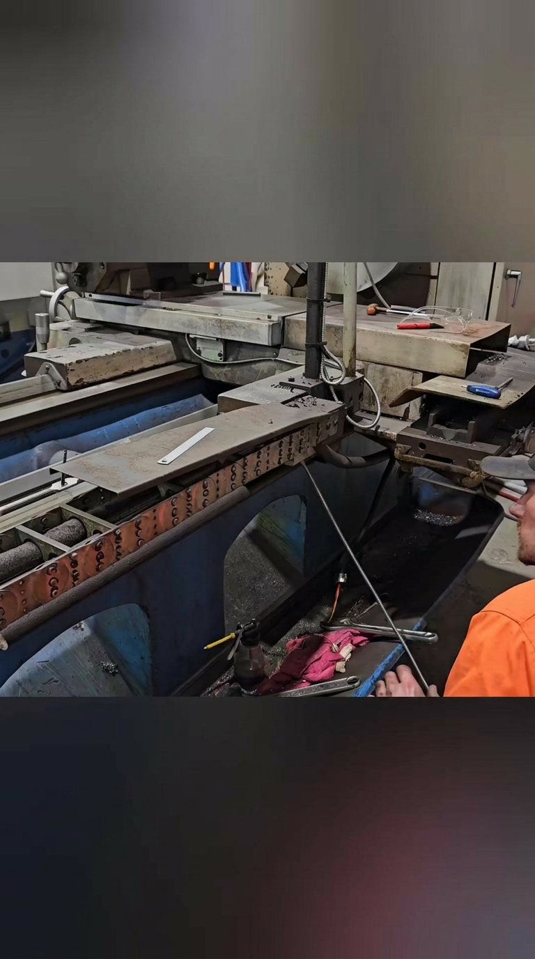 Installing a magnetic scale on the big lathe