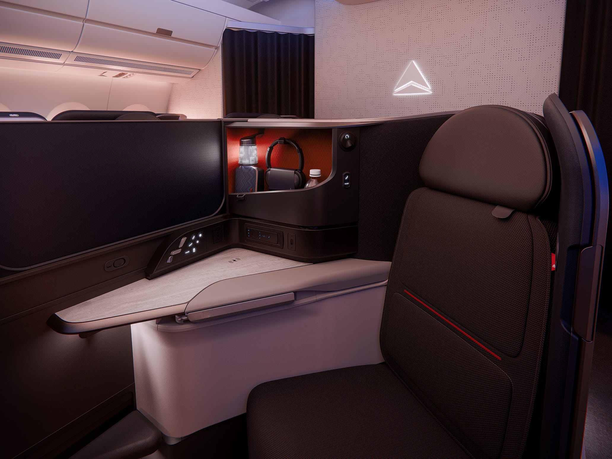 American, Delta, and United are in a business-class race for premium ...