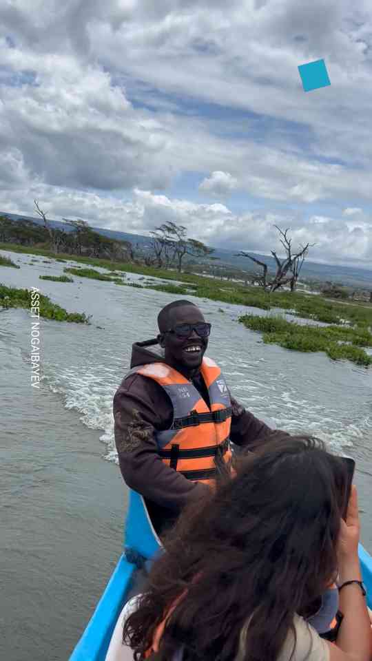 Hippopotamus attacks boat as group faces sudden close encounter in Kenya