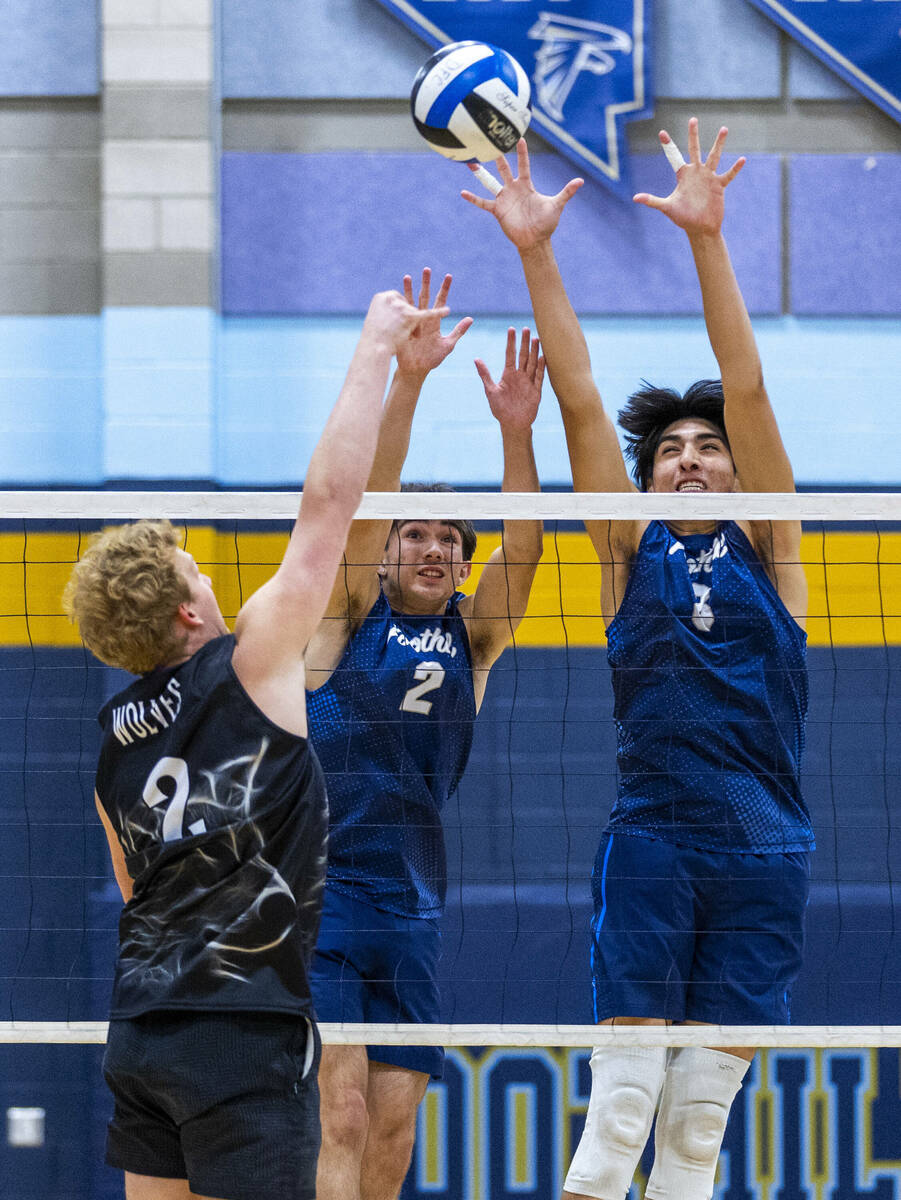 Basic wins 5-set thriller over Foothill in 5A boys volleyball — photos