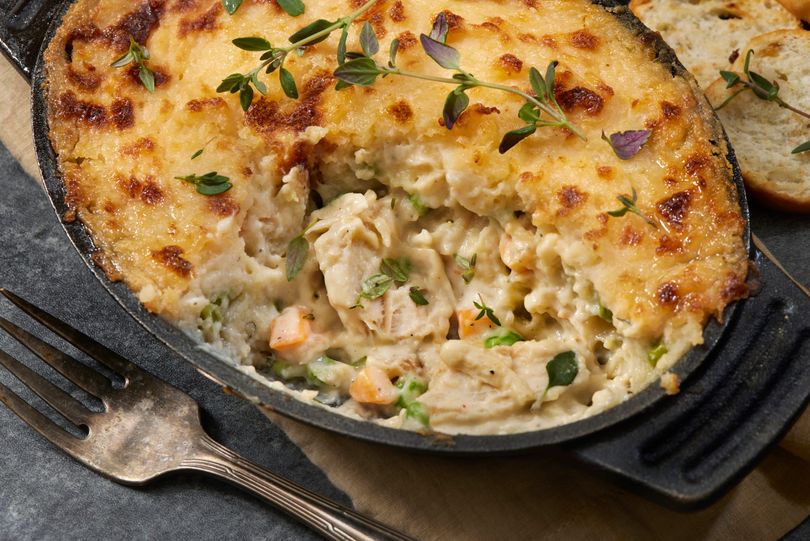 Mary Berry's creamy chicken and bacon pie recipe is super tasty and ...