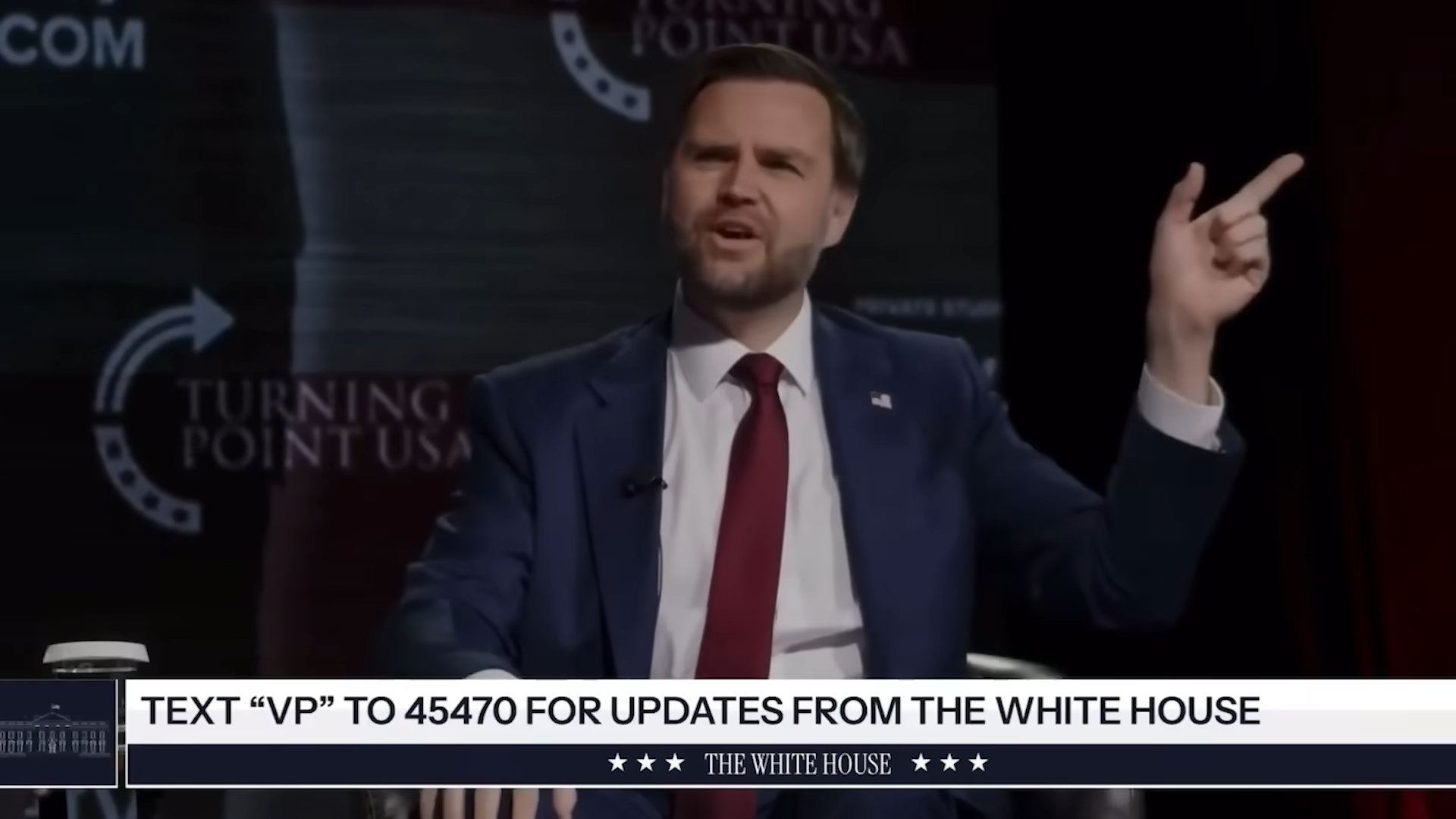 Yelling Vance loses it as MAGA crowd turns against him