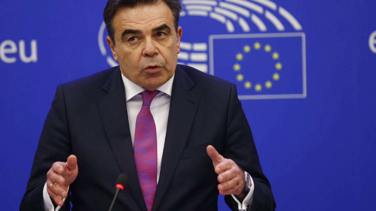 Σύσκεψη Μαργαρίτη Σχοινά με κτηνοτρόφους και τυροκόμους της Λέσβου για ...