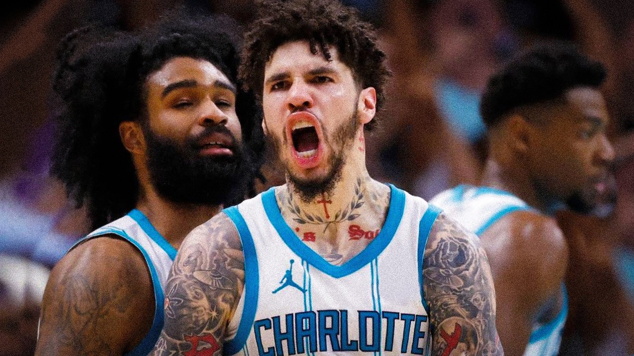 Wild ending of last night’s NBA game left everyone in shock