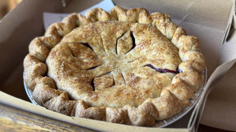 Why apple pie tastes so much better from a bakery