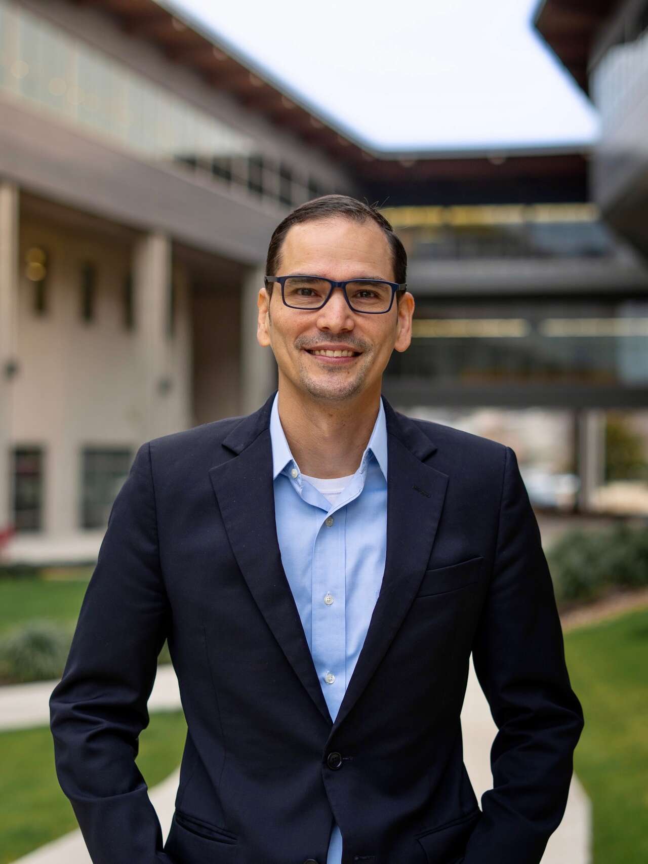 Robert Garcia, our choice for District 9 seat on Alamo Colleges board