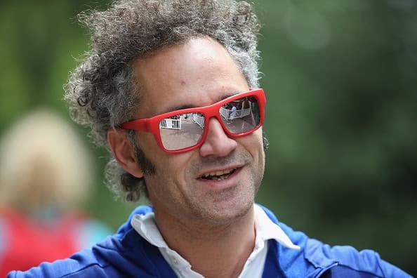 Palantir just got a presidential nod and a Cathie Wood buy. Time to ...