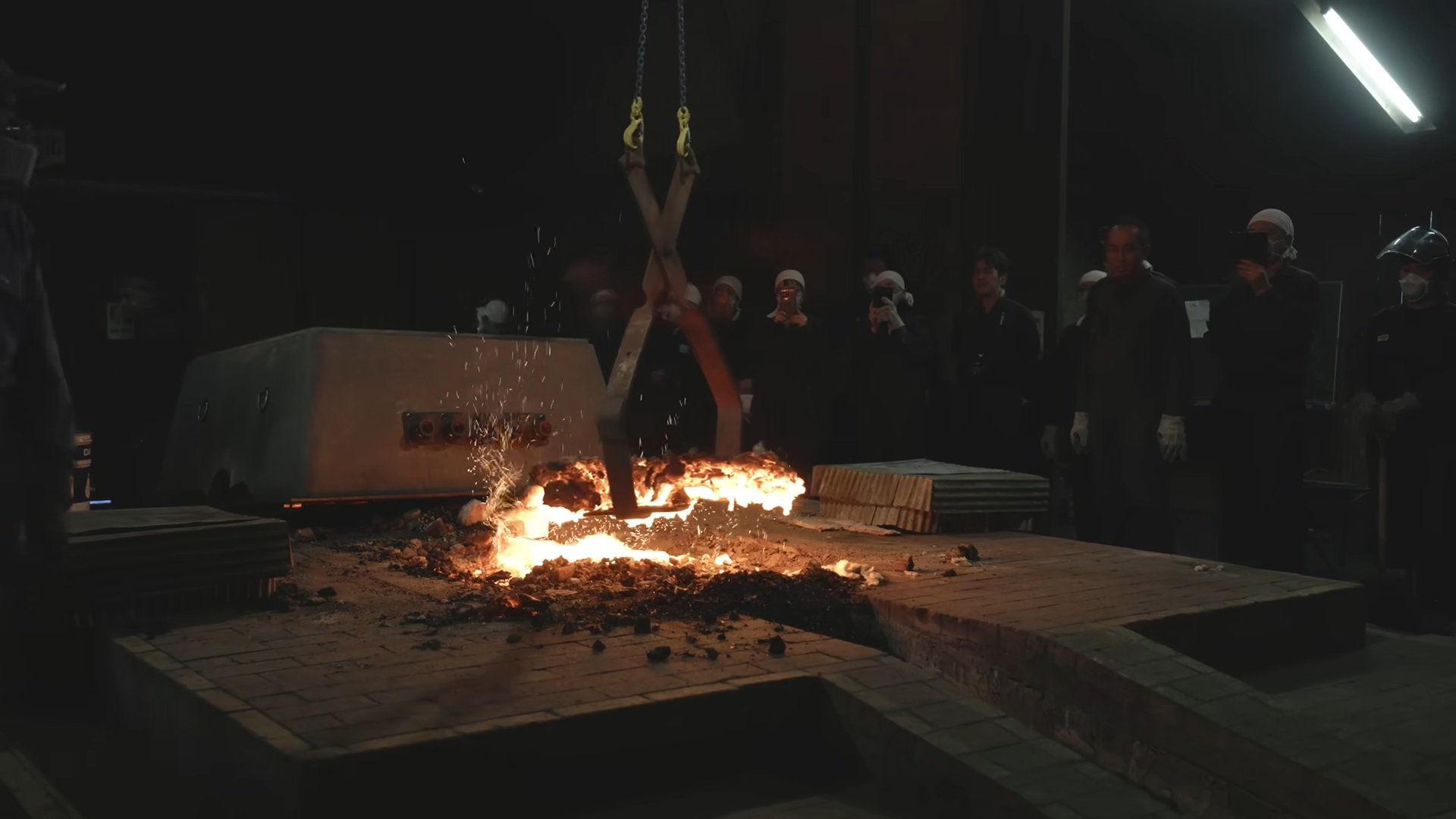 How Japanese swordsmiths turn sand into blades worth $100 million
