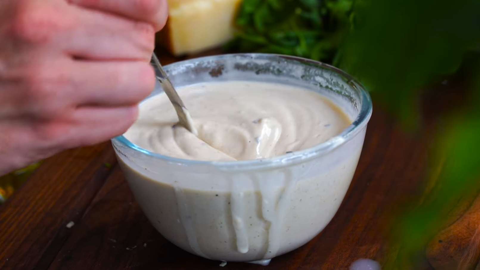 Supermarkt-Dressings haben dich belogen - mach es endlich richtig