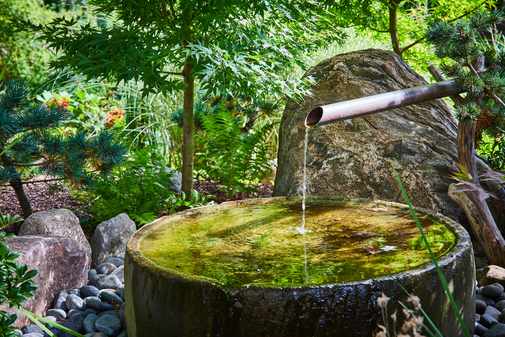 15 small garden water features that don’t require major construction