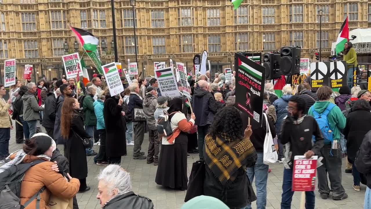 Protesters gather outside UK Parliament in London for 'Defend the Right ...