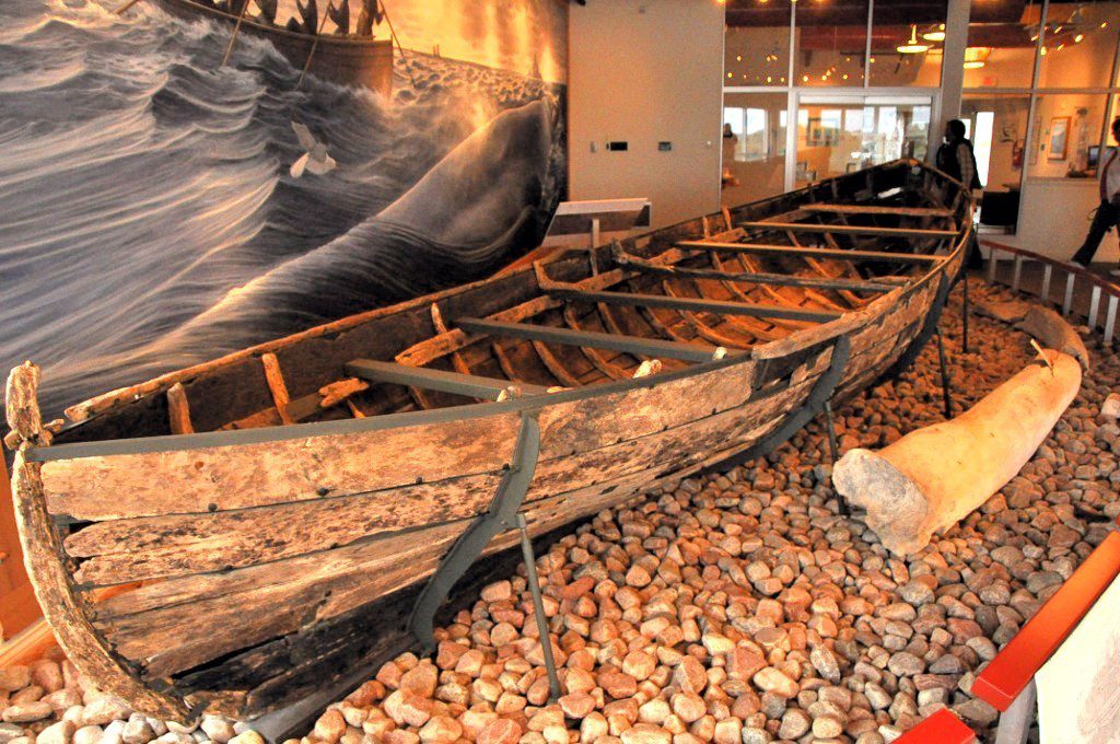 10 most famous shipwrecks in Canadian history