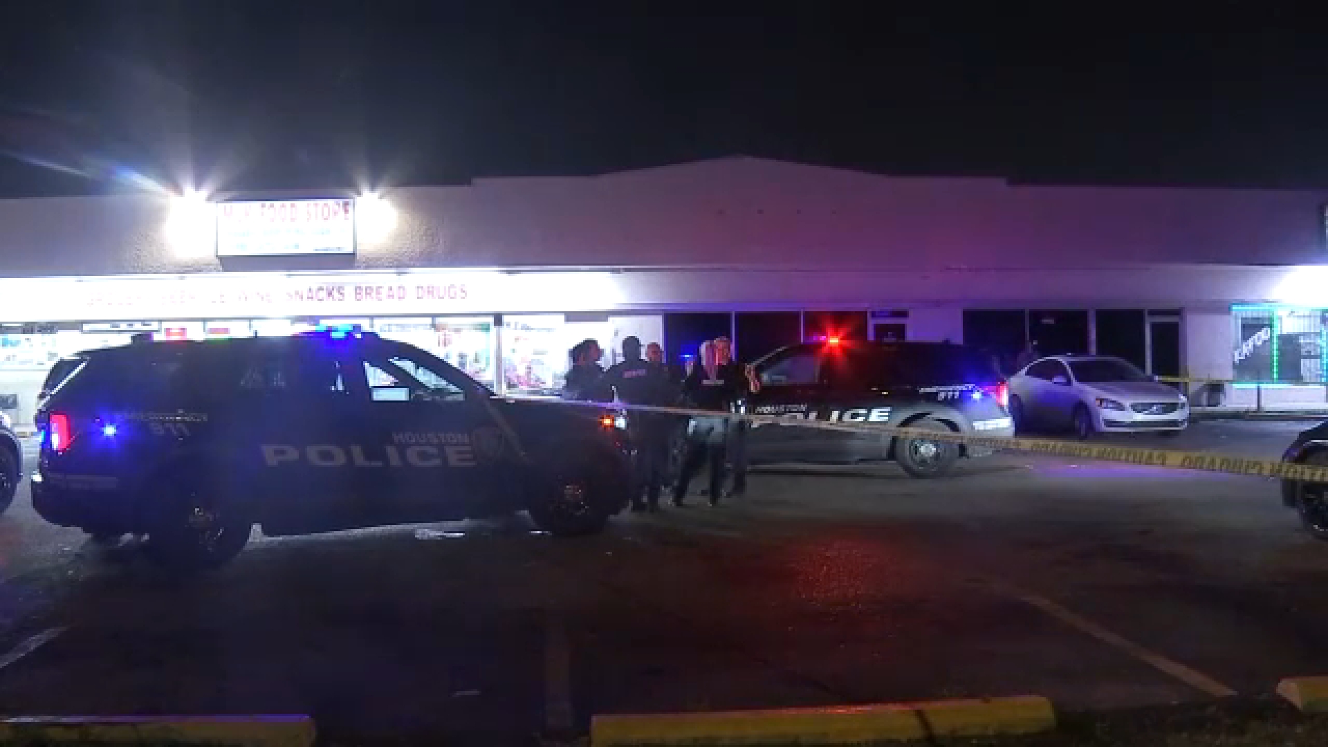 Security guard breaks up fight, allegedly shoots, injures woman who ...