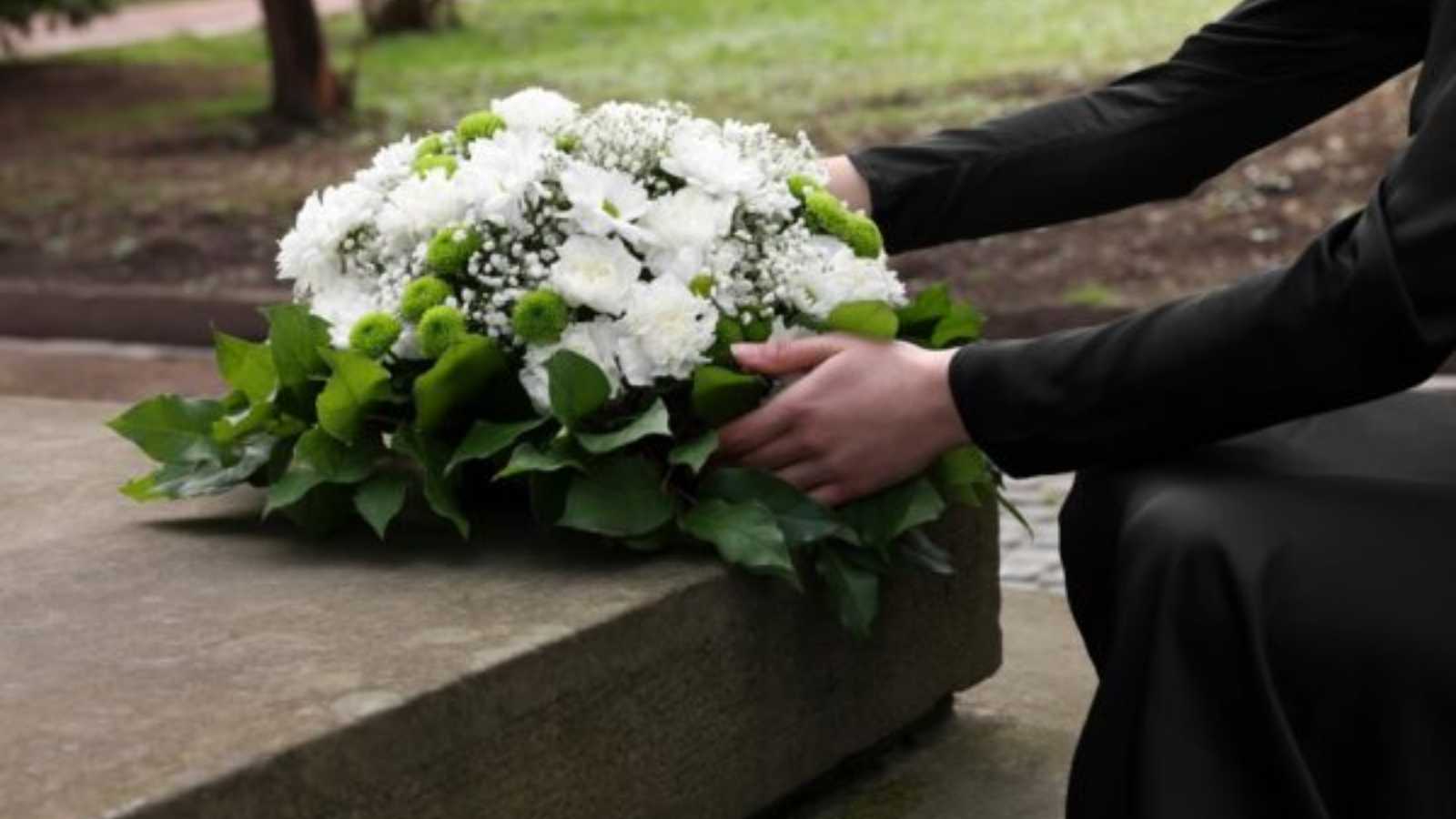 11 funeral traditions that are quietly disappearing from American life