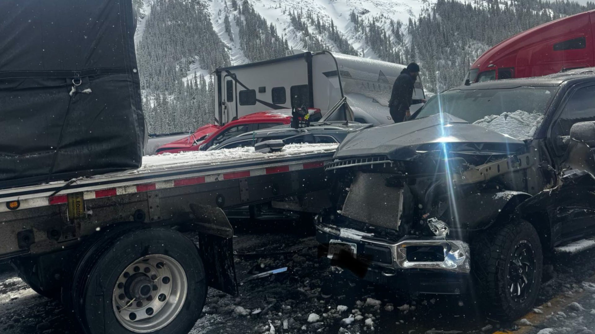 Snow chaos: 75+ vehicle pileup shuts down Colorado’s I-70