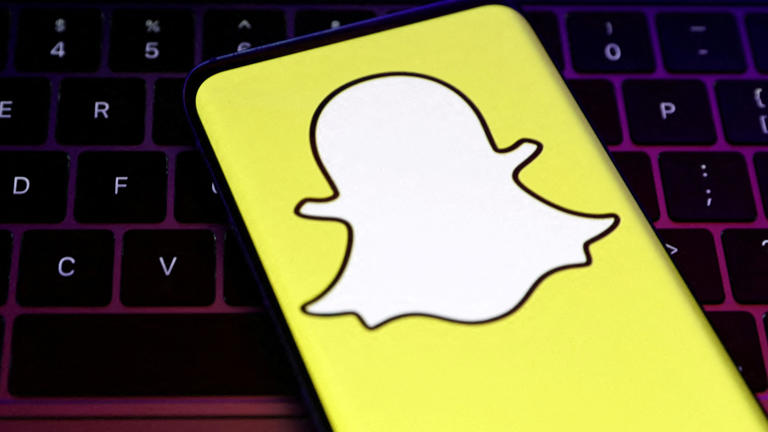 Snapchat blames AI as it cuts 1,000 jobs