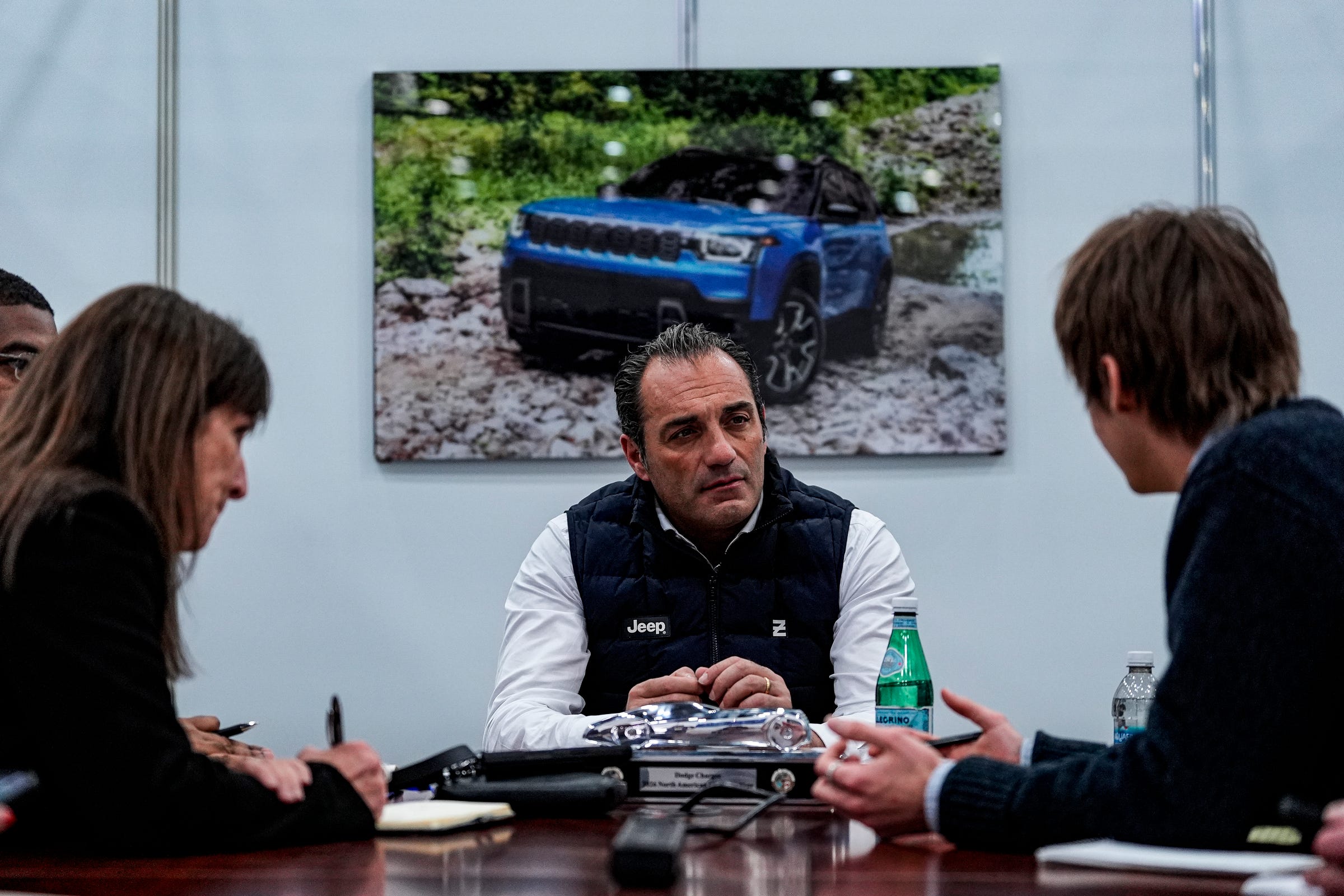 Stellantis global vehicle shipments rise 12%, driven by North America