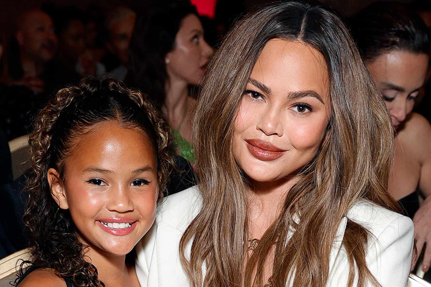 Chrissy Teigen and daughter Luna sit front row at fashion awards as ...