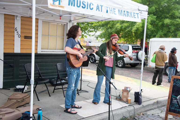 Earth Day and spring calendar: activities in Henderson County