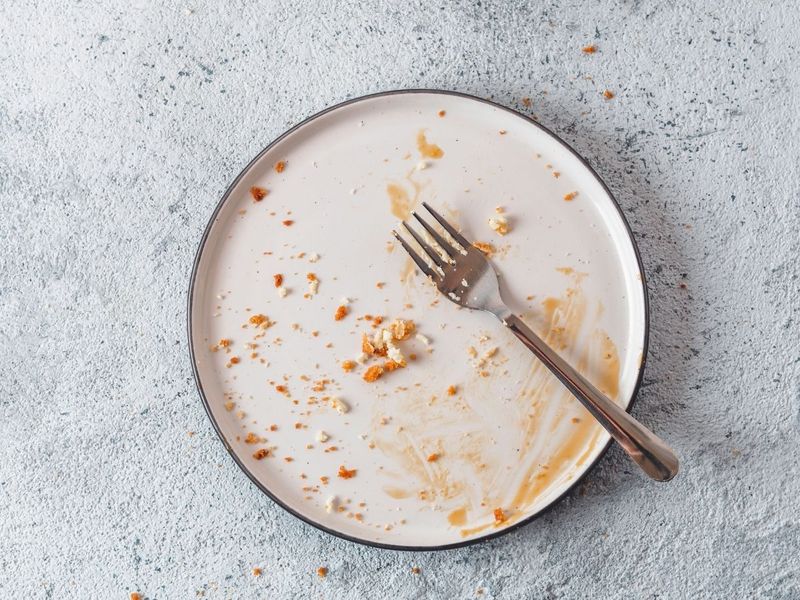 15 signs you are eating out of habit rather than hunger