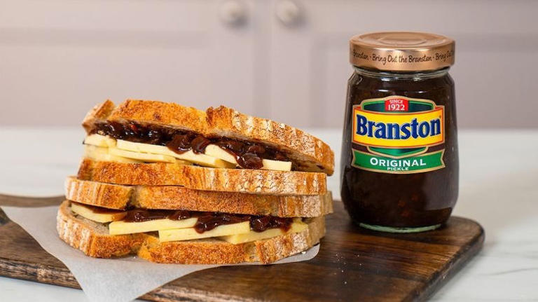 Paul McCartney loves to eat this sandwich after concerts