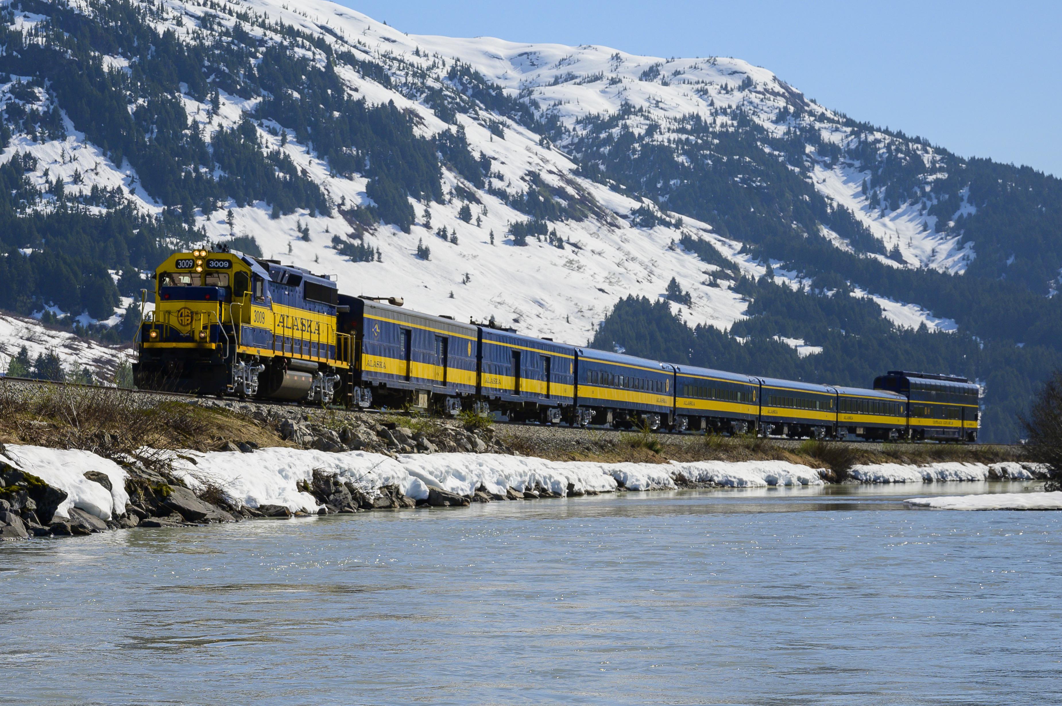 20 of America's most scenic train rides